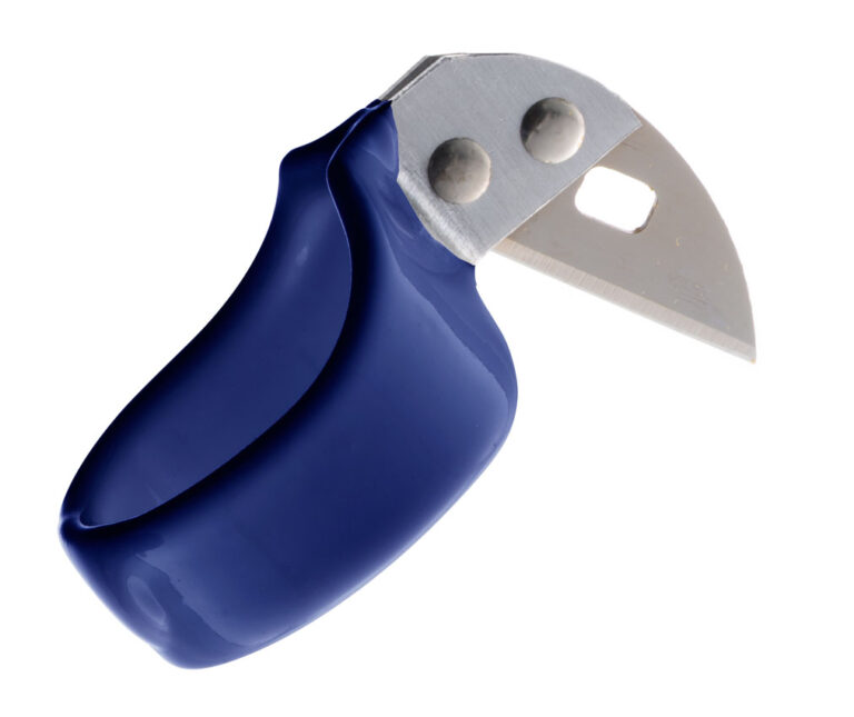 SELF DEFENSE RING KNIFE - University Safety Project